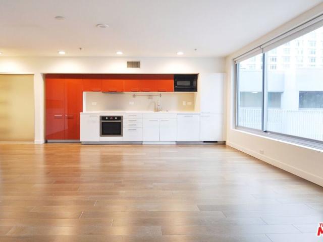901 S Flower Street 709