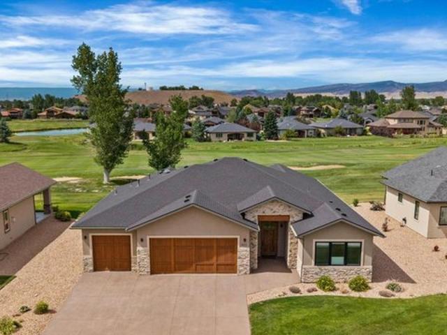 901 San Sophia Dr, Montrose, CO 81403
