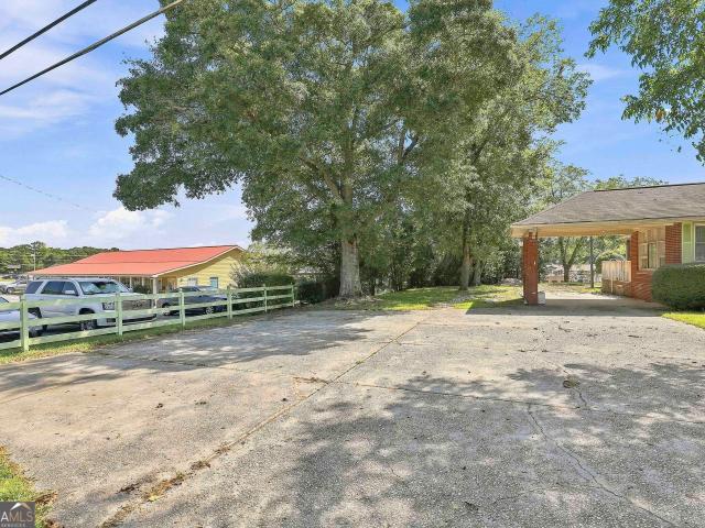 901 Senoia Road