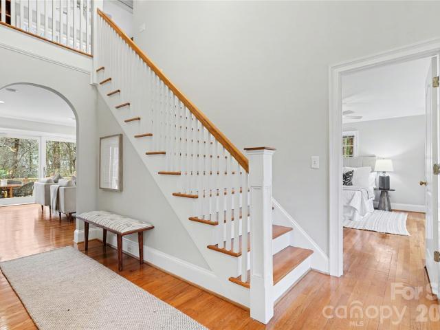 901 Shady Bluff Drive