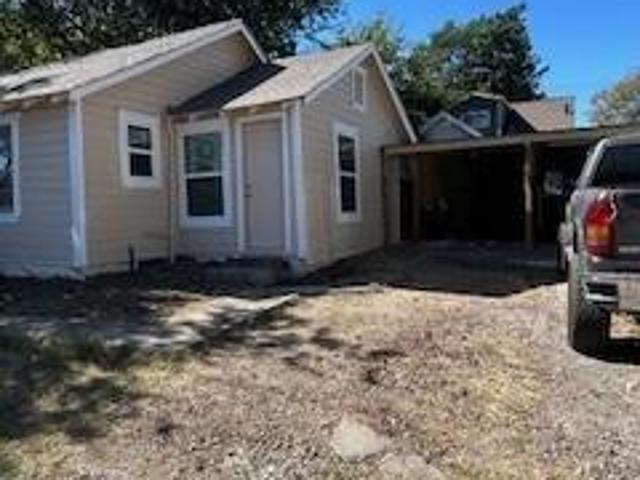 901 Sherman St, McKinney, TX 75069 | MLS #21131