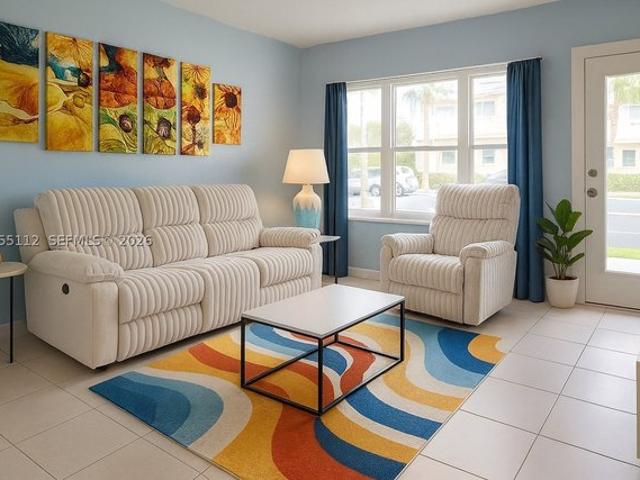 901 SW 11th Ave Unit 4H, Hallandale Beach, FL 33009