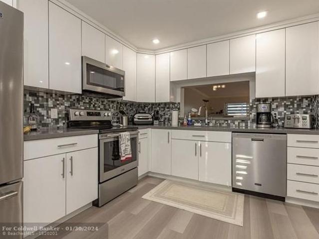 901 SW 128th Ave #110E, Pembroke Pines, FL 33027