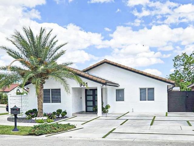 901 SW 139th Pl, Miami, FL 33184