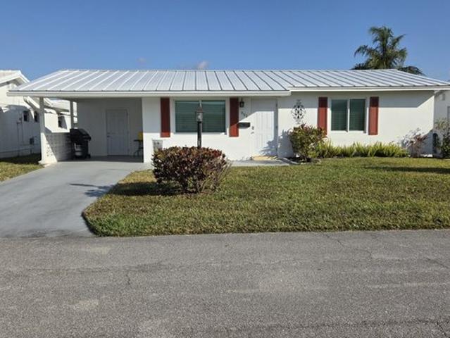901 SW 6th Ave, Boynton Beach, FL 33426
