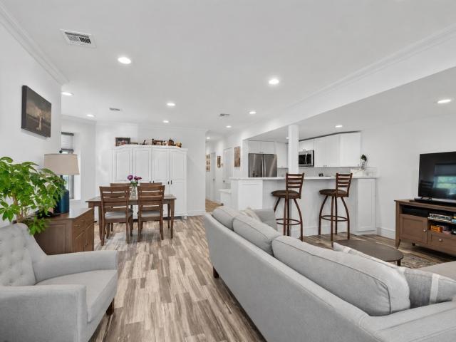 901 Palisade Ave # 1
