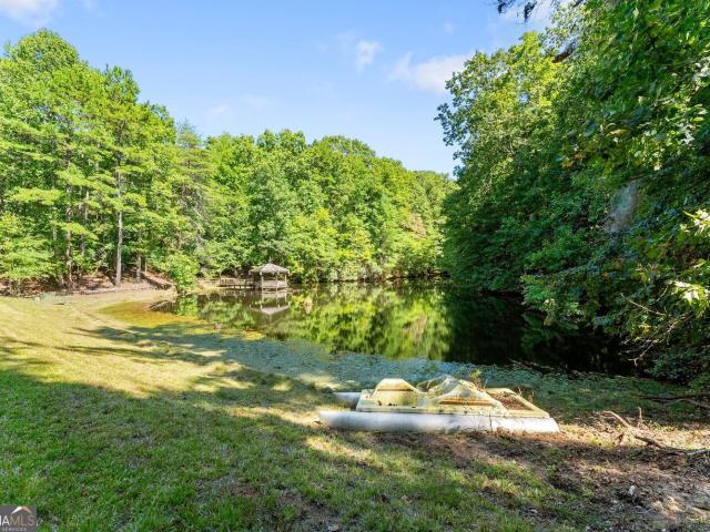 901 Peachtree Cove