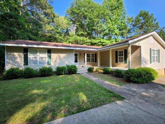 901 Pyne Rd, Lagrange, GA 30240