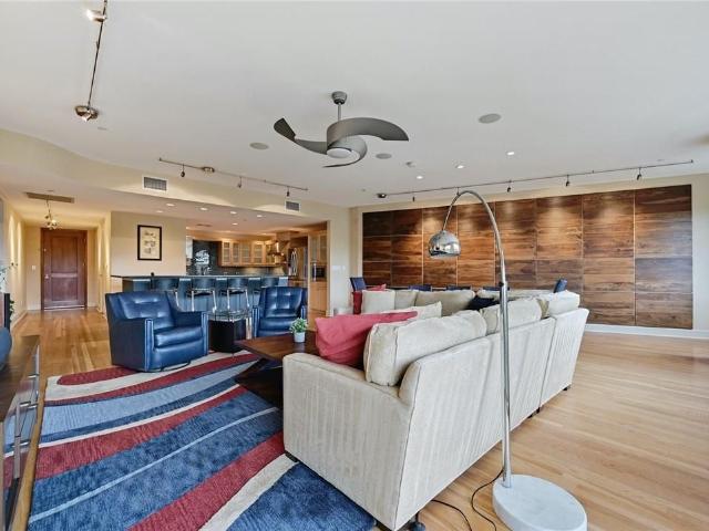 901 W 9th St, 406, Austin, TX