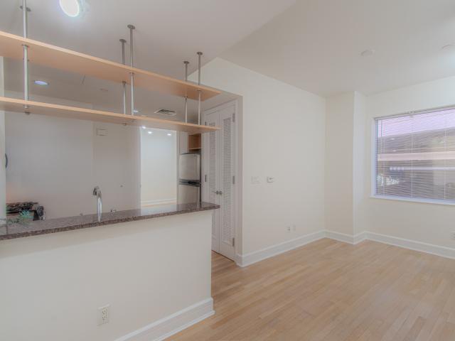 901 W 9th St, Unit 217, Austin, TX 78703 | MLS #3838 | Compass