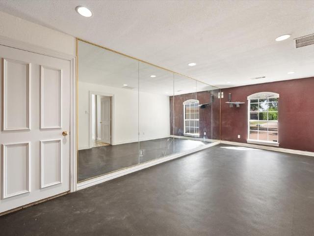 901 Walnut Falls Cir, Mansfield, TX 76063 | MLS #21309