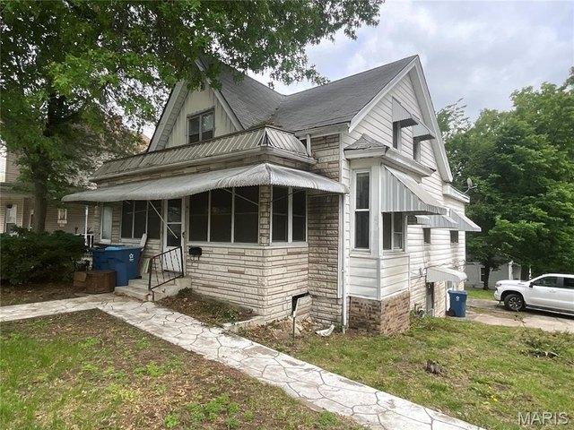901 Washington Ave, Alton, IL 62002