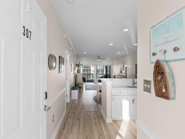 901 West Port Dr. 307