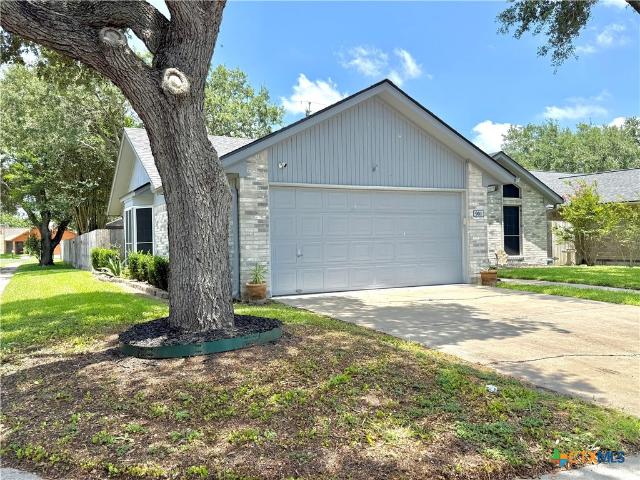 901 Taos Drive