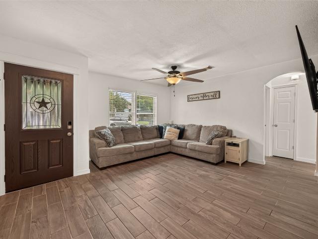 901 Temple Circle