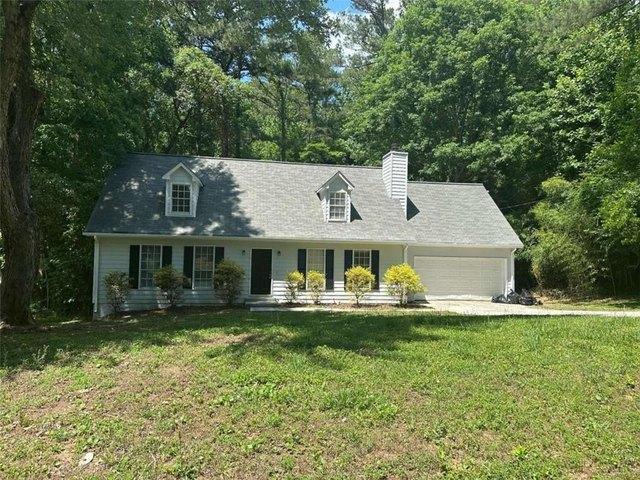 901 Timbervale Ln, Lithonia, GA 30058