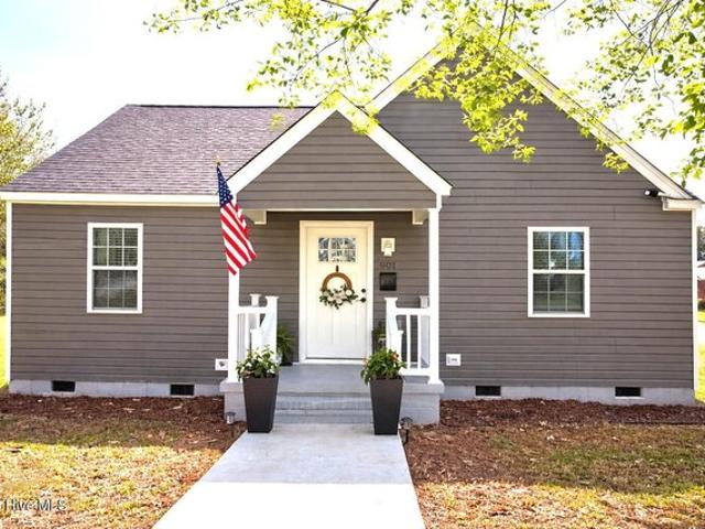901 Tuscarora Ave, Elizabeth City, NC 27909