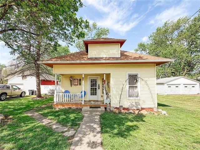 901 Vance St, Paris, IL 61944