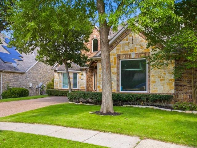 9024 Bottlebrush Lane
