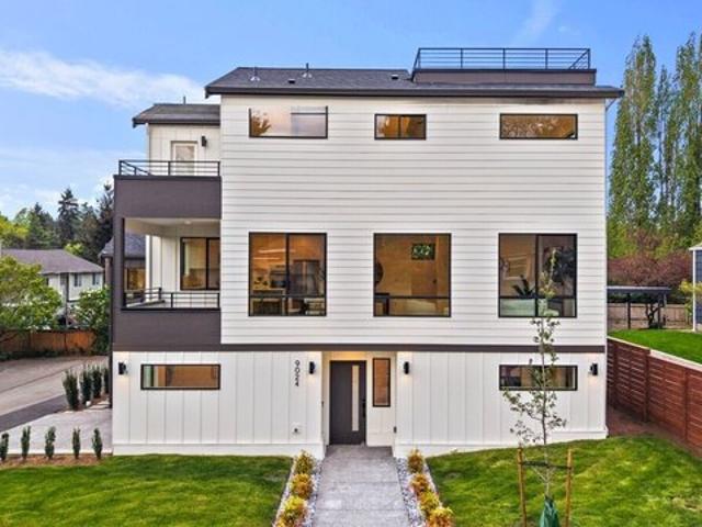 9024 Corliss Ave N, Seattle, WA 98103