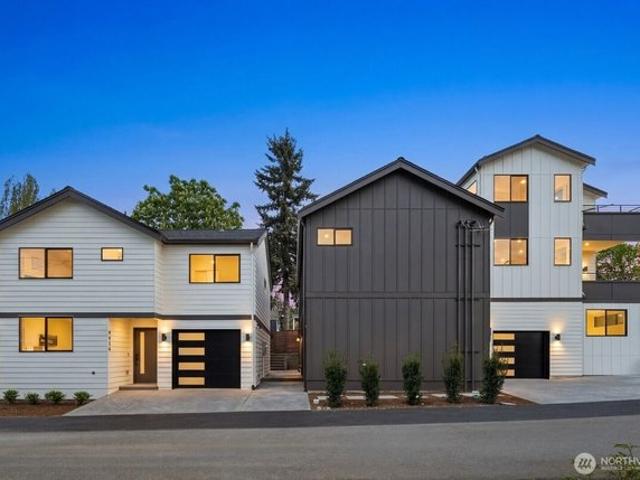 9024 Corliss Ave N Unit B, Seattle, WA 98103