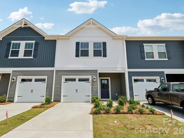 9024 Foggy Brooks Loop, Charlotte, NC 28216