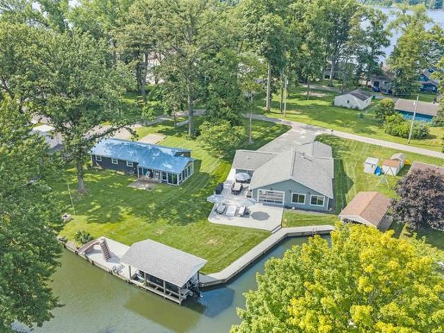 9024 Walnut St, Huntsville, OH 43324