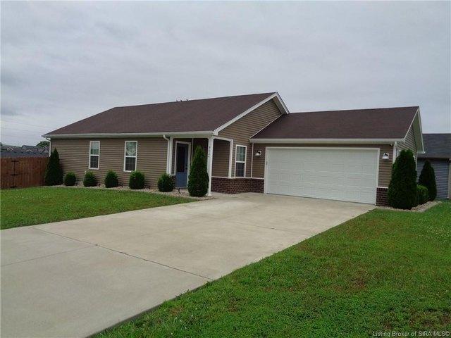 9024 Woodford Dr, Charlestown, IN 47111