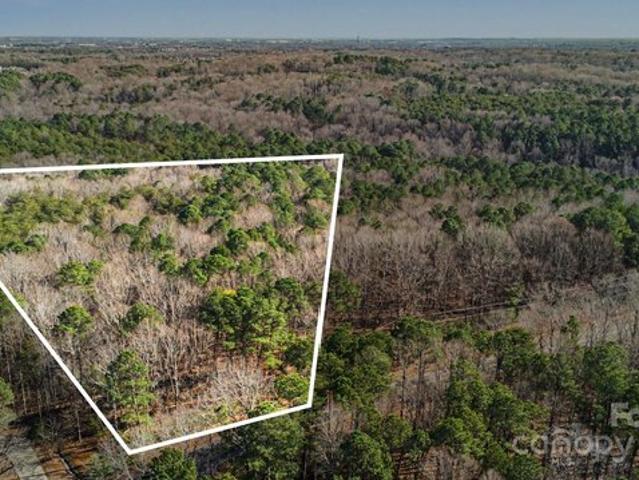 9026 Island Point Rd, Charlotte, NC 28278