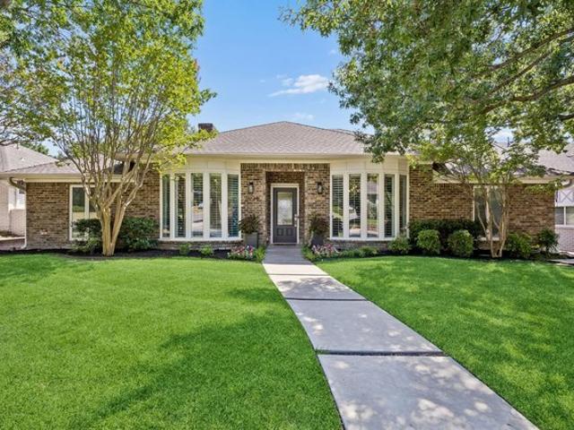 9026 Woodhurst Dr, Dallas, TX 75243