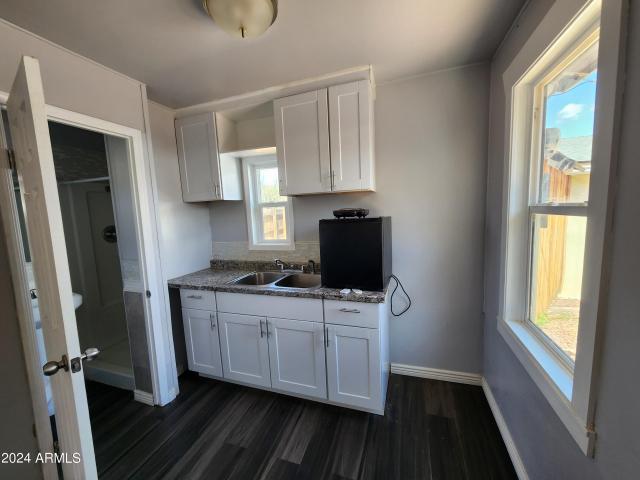 9028 N 11TH Street # 3