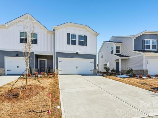 9028 Foggy Brooks Loop, Charlotte, NC 28216