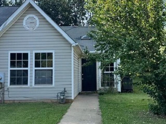9028 Stoneleigh Trce, Douglasville, GA 30134