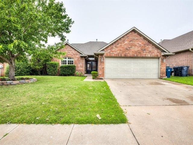 9029 NW 79th Ter, Yukon, OK 73099
