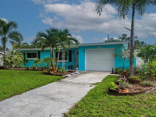 9029 Leisure Ln N, Largo, FL 33773