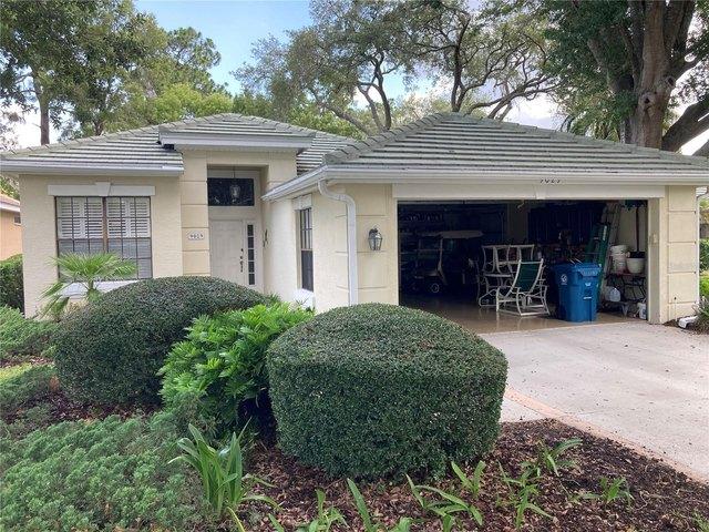 9029 Penelope Dr, Weeki Wachee, FL 34613
