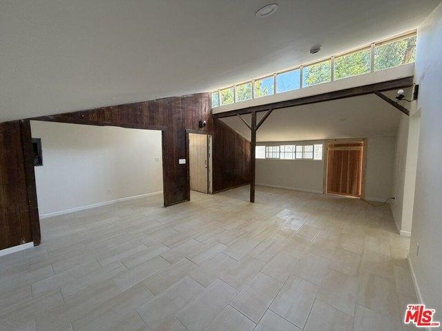 9029 Wildwood Ave, Sun Valley, CA 91352