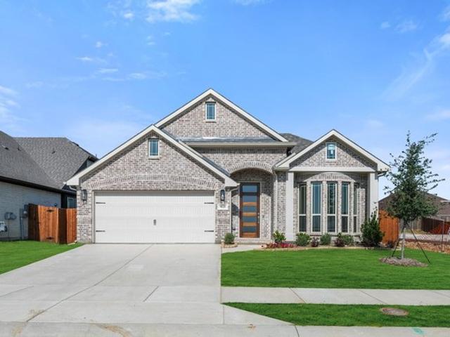 9020 New Ballinger Dr, Denton, TX 76226