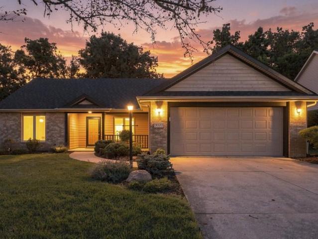 9020 Spring Forest Dr, Fort Wayne, IN 46804