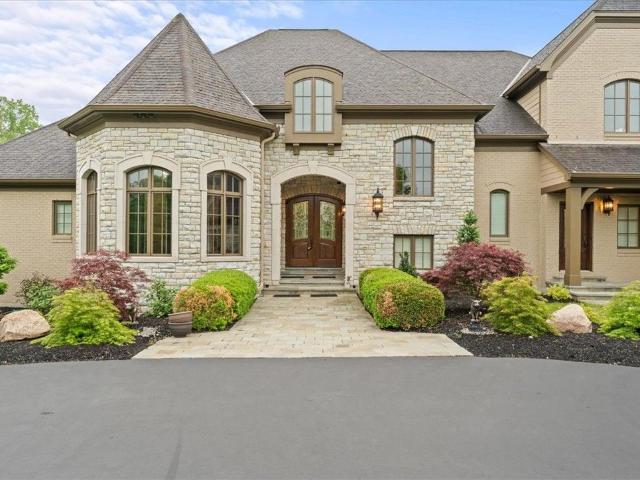9020 Whisperinghill Drive, Cincinnati, US, OH