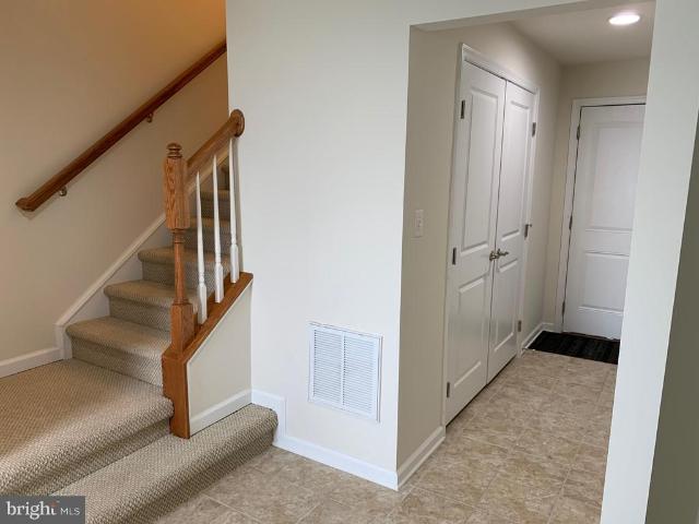 9022 Randolph Circle