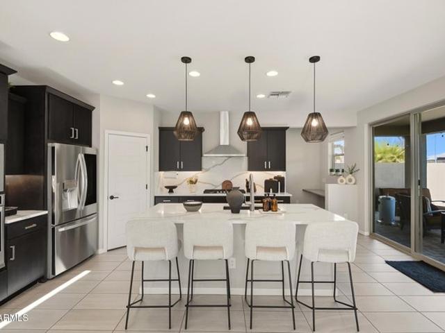 9022 W San Miguel Ave, Glendale, AZ 85305