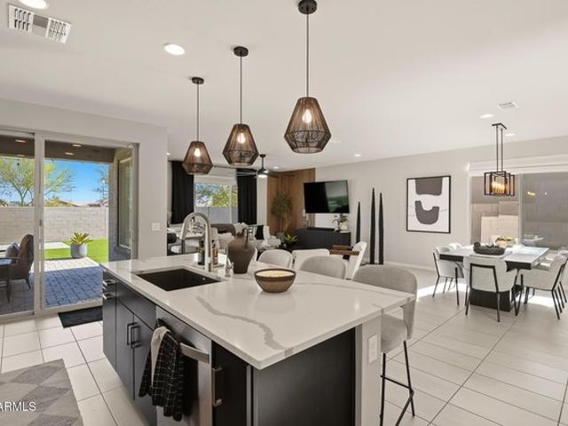 9022 W San Miguel Ave, Glendale, AZ 85305