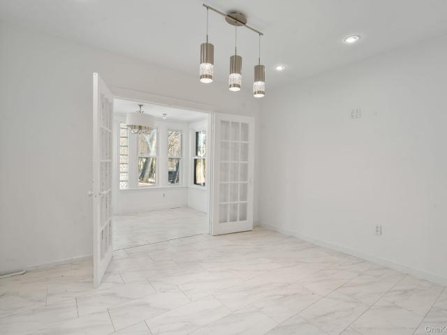90 22 82nd Road