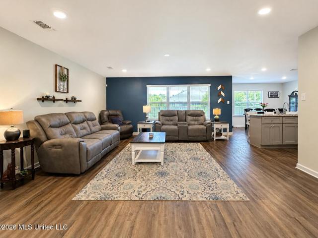 9023 Bellewood Place
