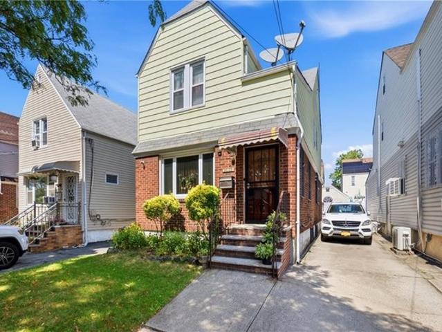 9023 th St, Queens Village, NY 11428