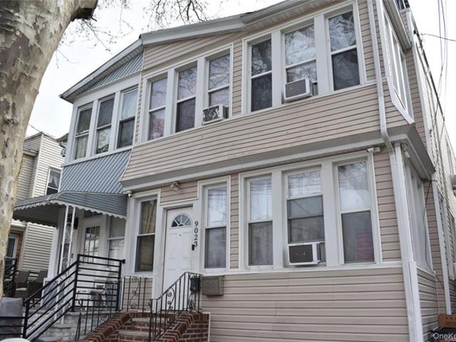 9023 75th St, Woodhaven, NY 11421