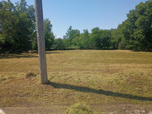902 2nd St, Mineral Wells, TX 76067