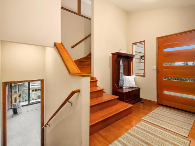 902 7th Ave S, Edmonds, WA 98020 | MLS #2523 | Compass