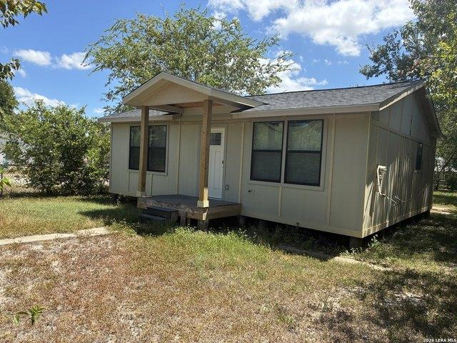 902 Aaron Pl, San Antonio, TX 78221
